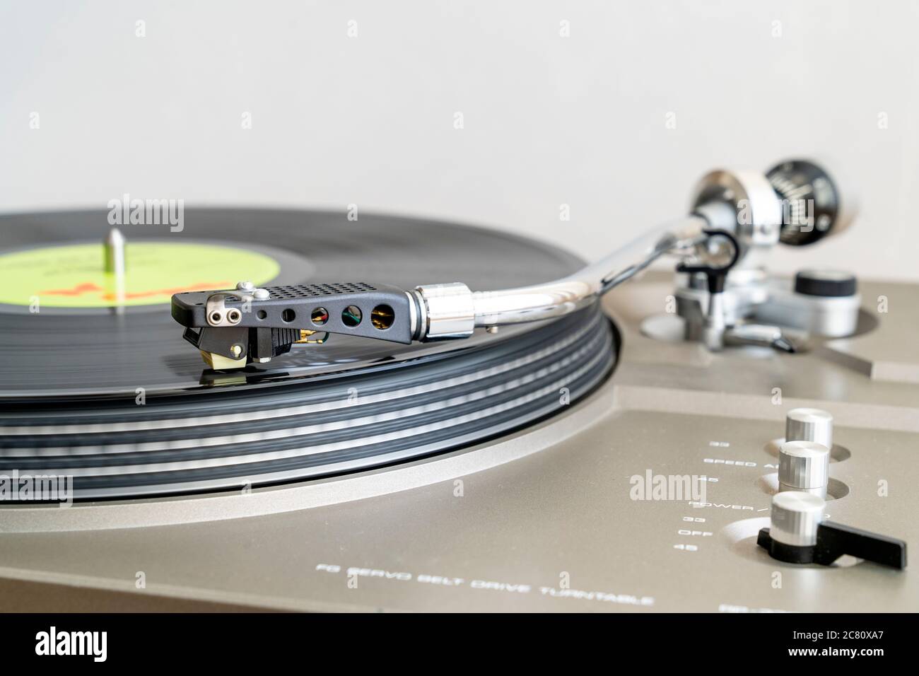 Tonearm hi-res stock photography and images - Alamy