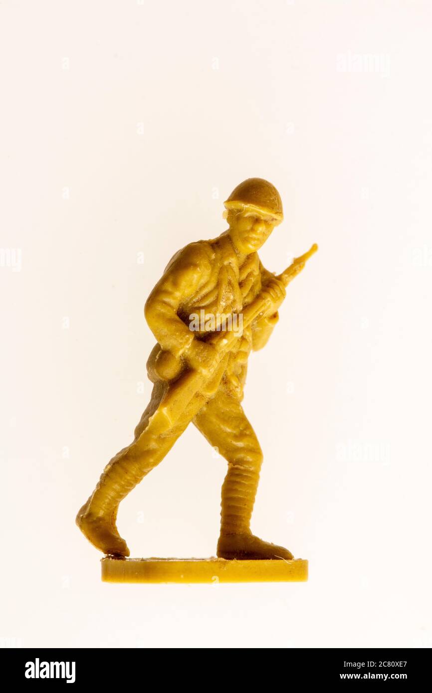 Airfix HO/00 scale model Japanese soldier figure from the 1960's ...