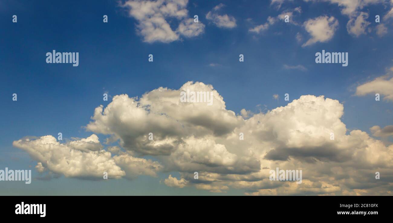 The clouds. spring, clouds, sky, cumulus, wind Stock Photo - Alamy