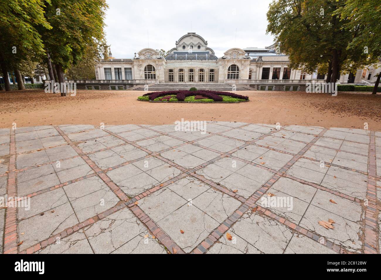 Opera Vichy Auvergne outside facade Stock Photo - Alamy