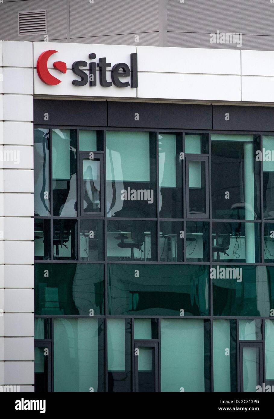 Sitel call centre maxim business park hi-res stock photography and ...