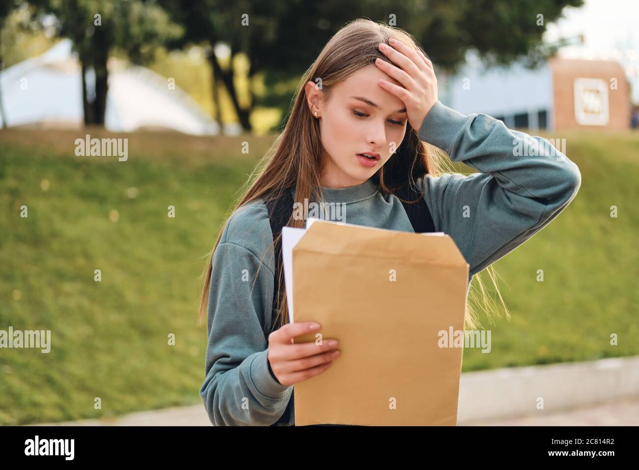 Results Envelope High Resolution Stock Photography and Images - Alamy