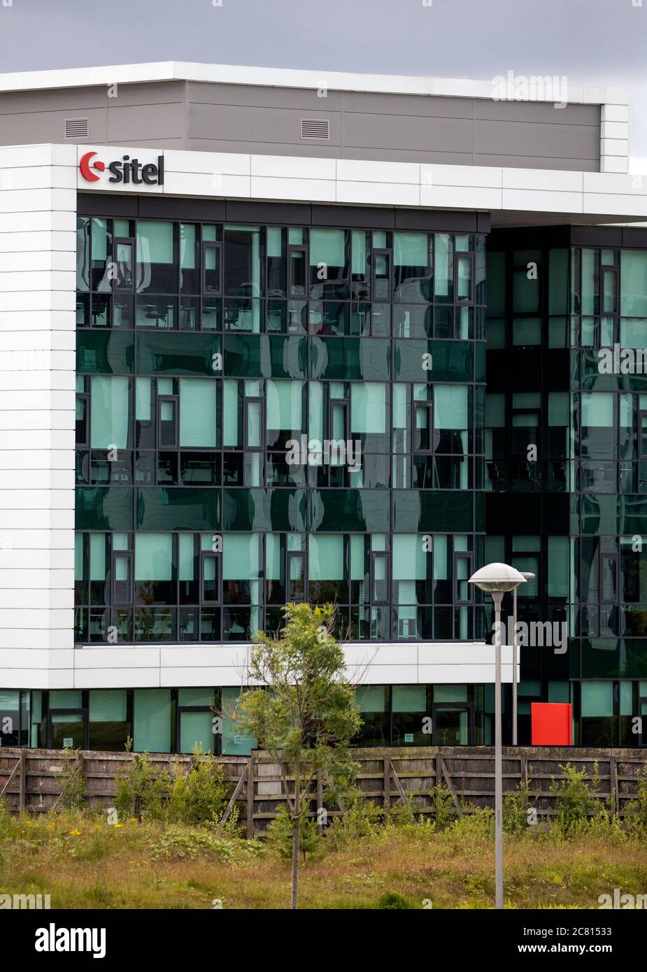 Sitel call centre maxim business park hi-res stock photography and ...