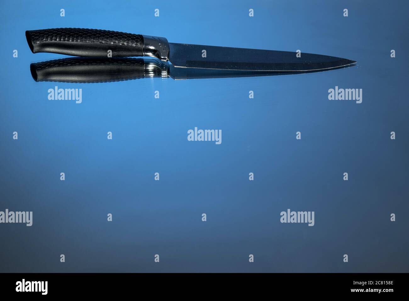 Large knife hi-res stock photography and images - Alamy