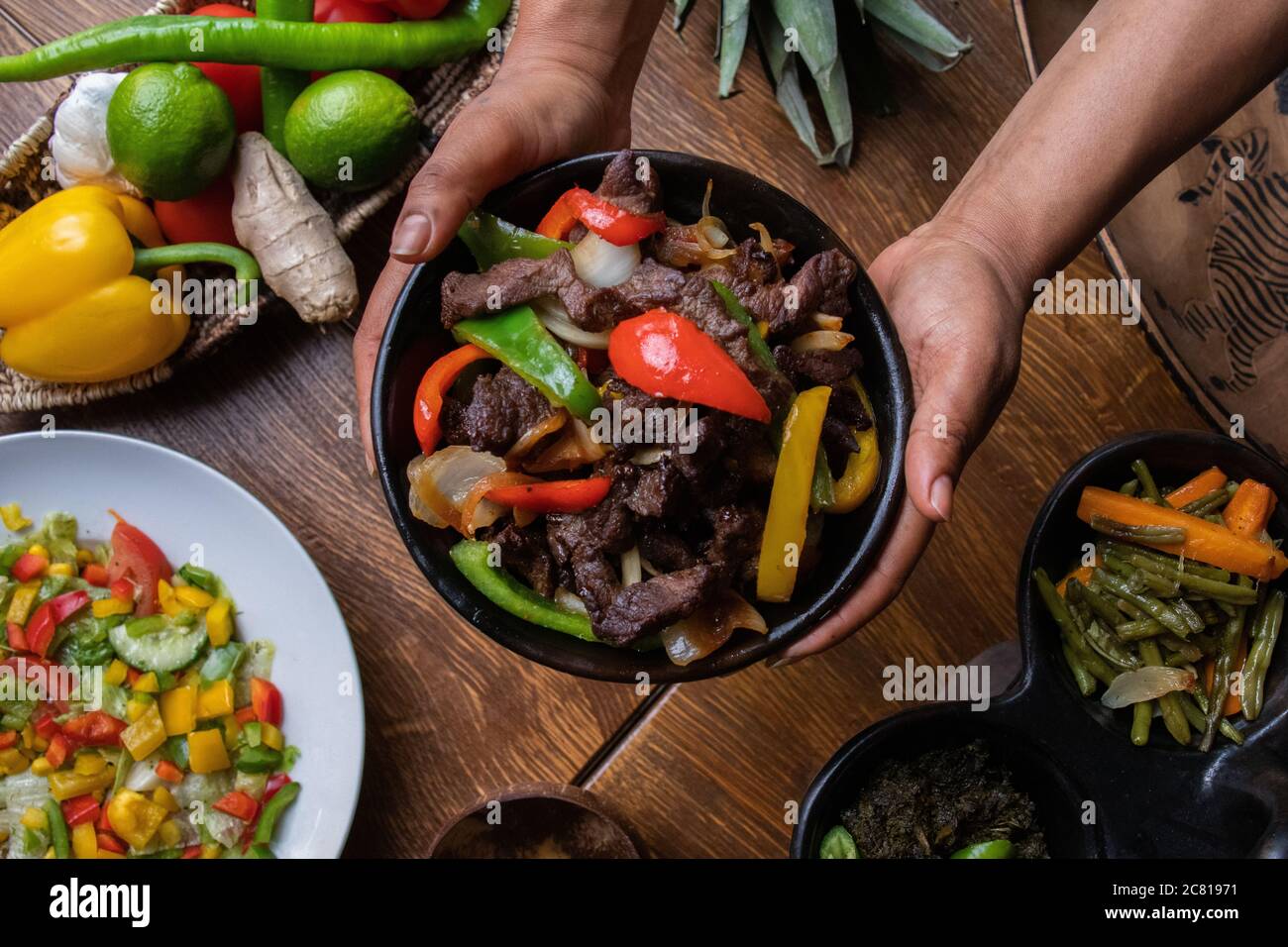 Ethiopian tibs hi-res stock photography and images - Alamy