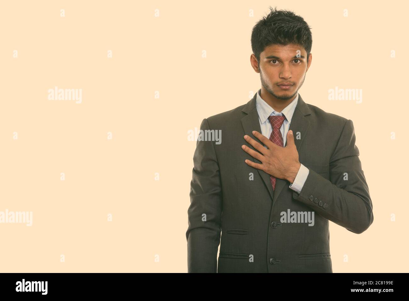 Hand on chest hi-res stock photography and images - Alamy