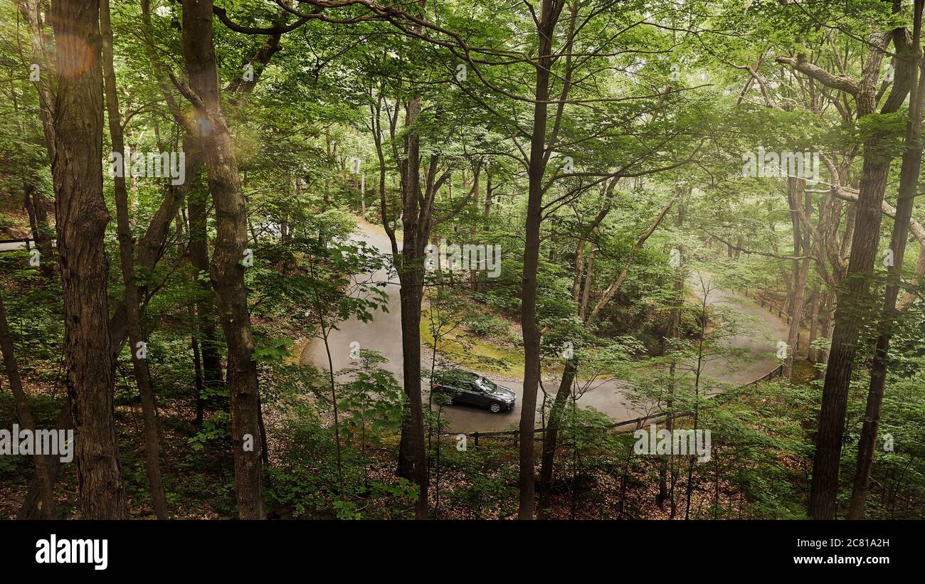 Pavement crossover hi-res stock photography and images - Alamy