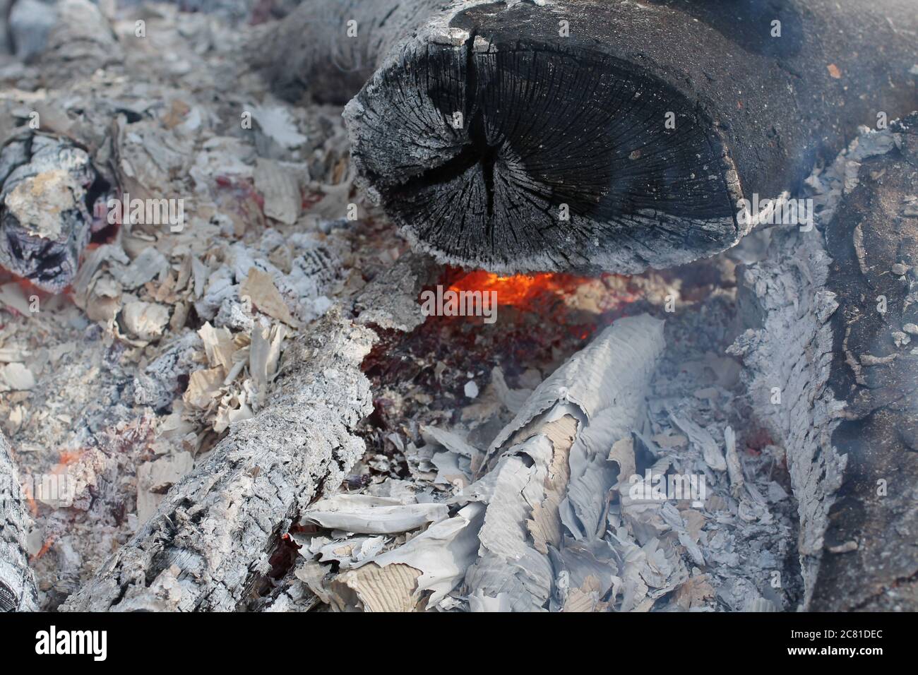 The Embers and Ash of a Large Wood Fire Stock Photo - Alamy