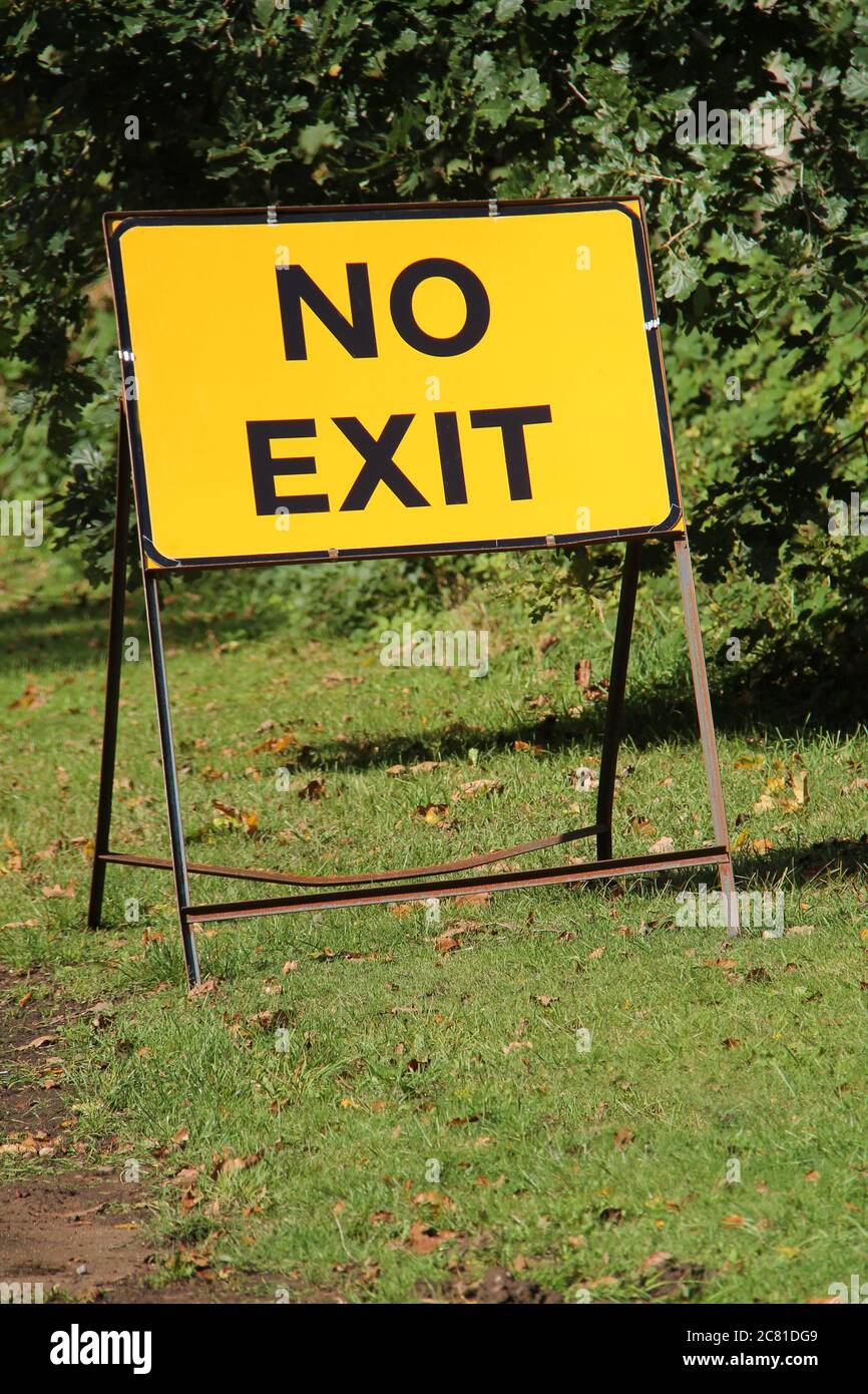 A Roadway Transport No Exit Information Sign Stock Photo - Alamy