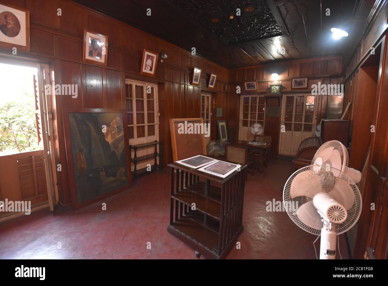 Photographic Studio of Sir Jagadish Chandra Bose (1858-1937). Acharya ...