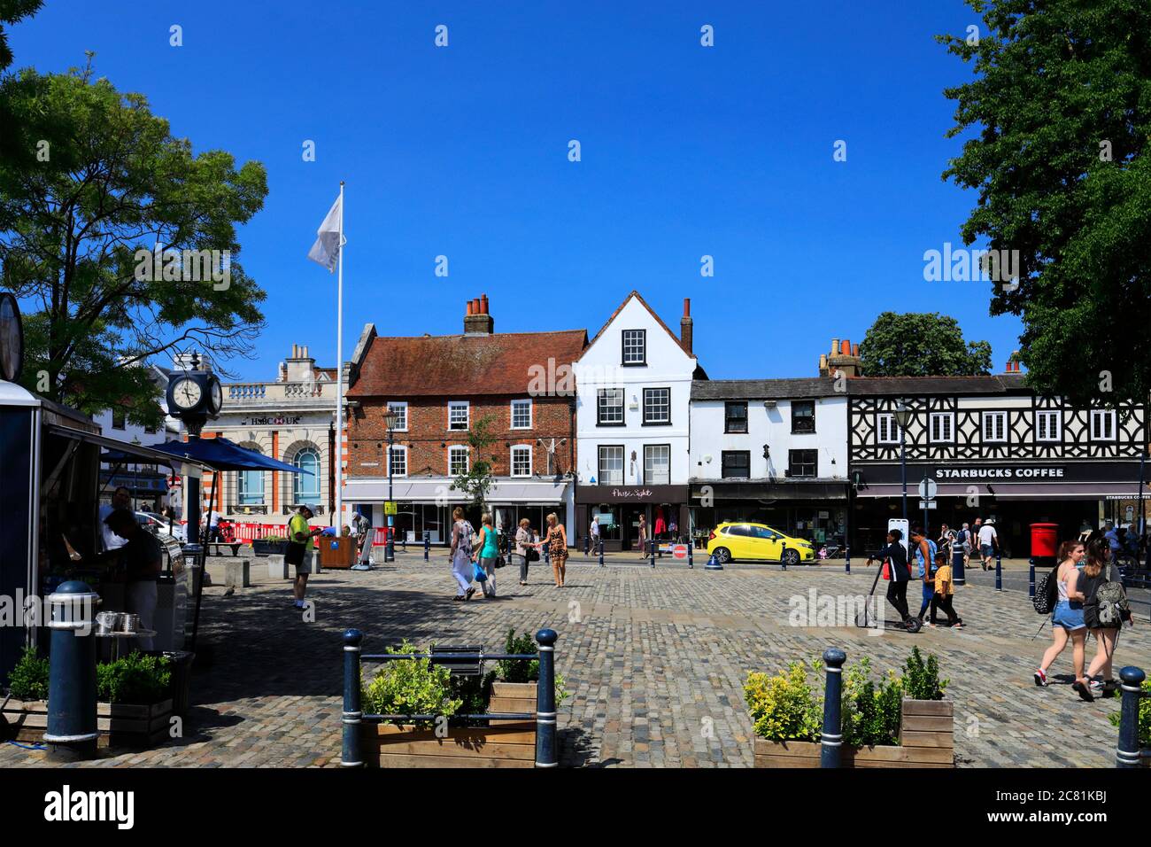 Hitchin town centre hi-res stock photography and images - Alamy