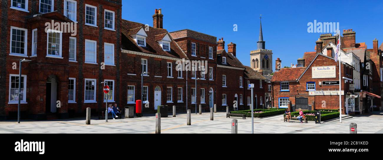 The town centre square, Baldock town, Hertfordshire County, England, UK ...