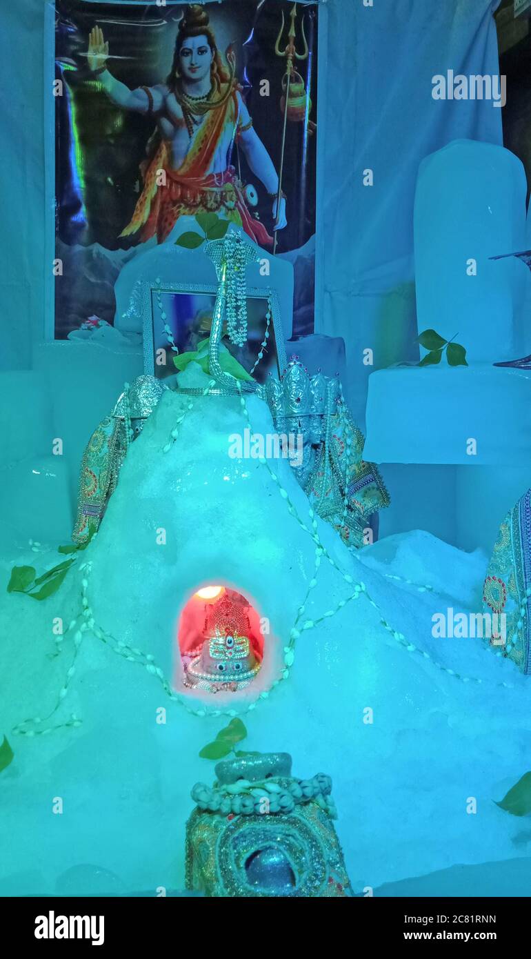 Amarnath lingam hi-res stock photography and images - Alamy