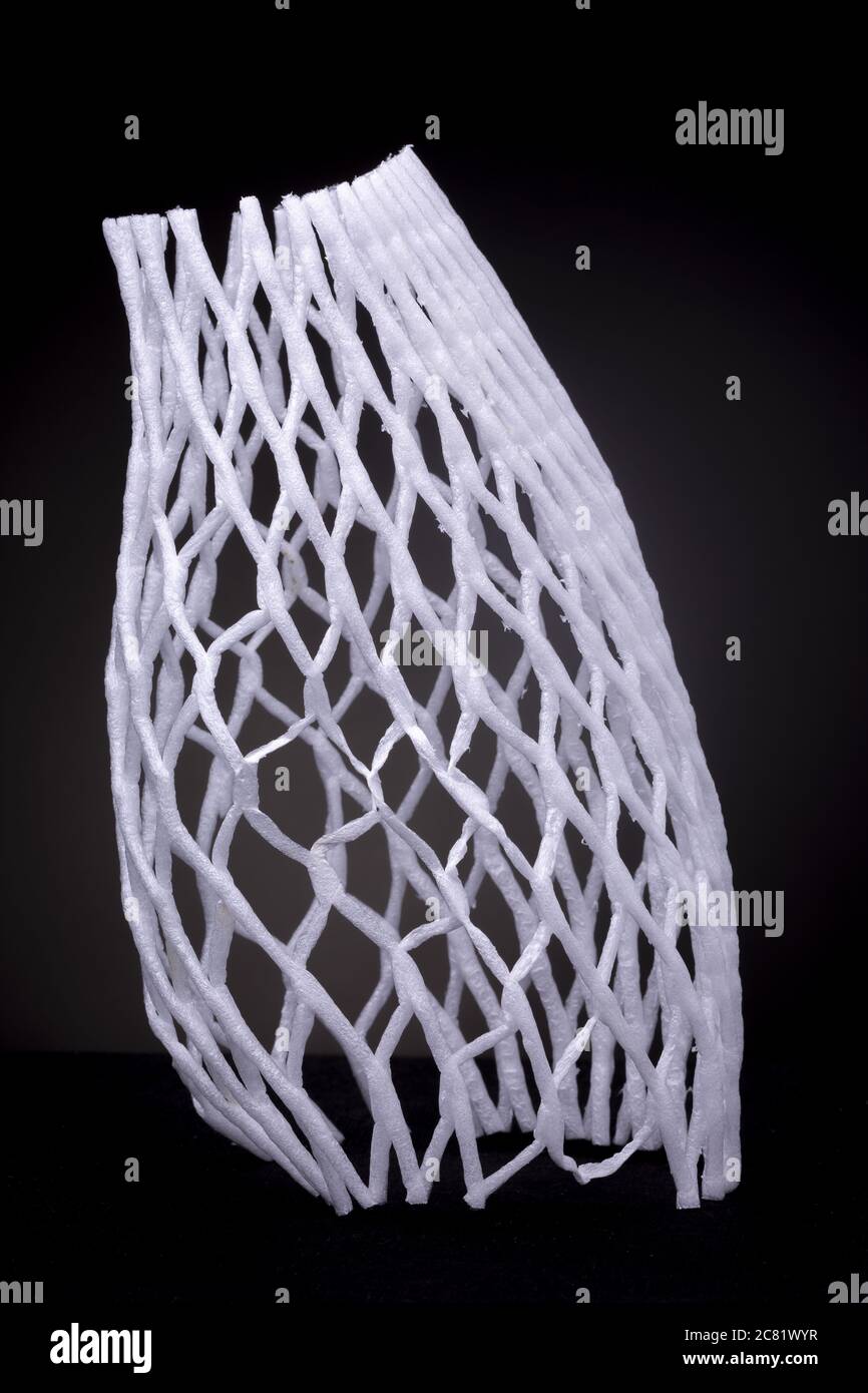 String sculpture pattern hi-res stock photography and images - Alamy