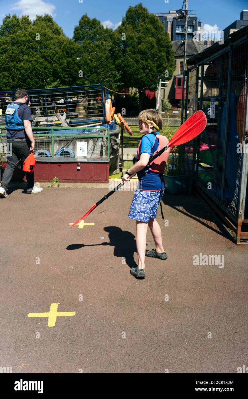 Islington Boat Club hosts a youth session out on the water of the canal ...