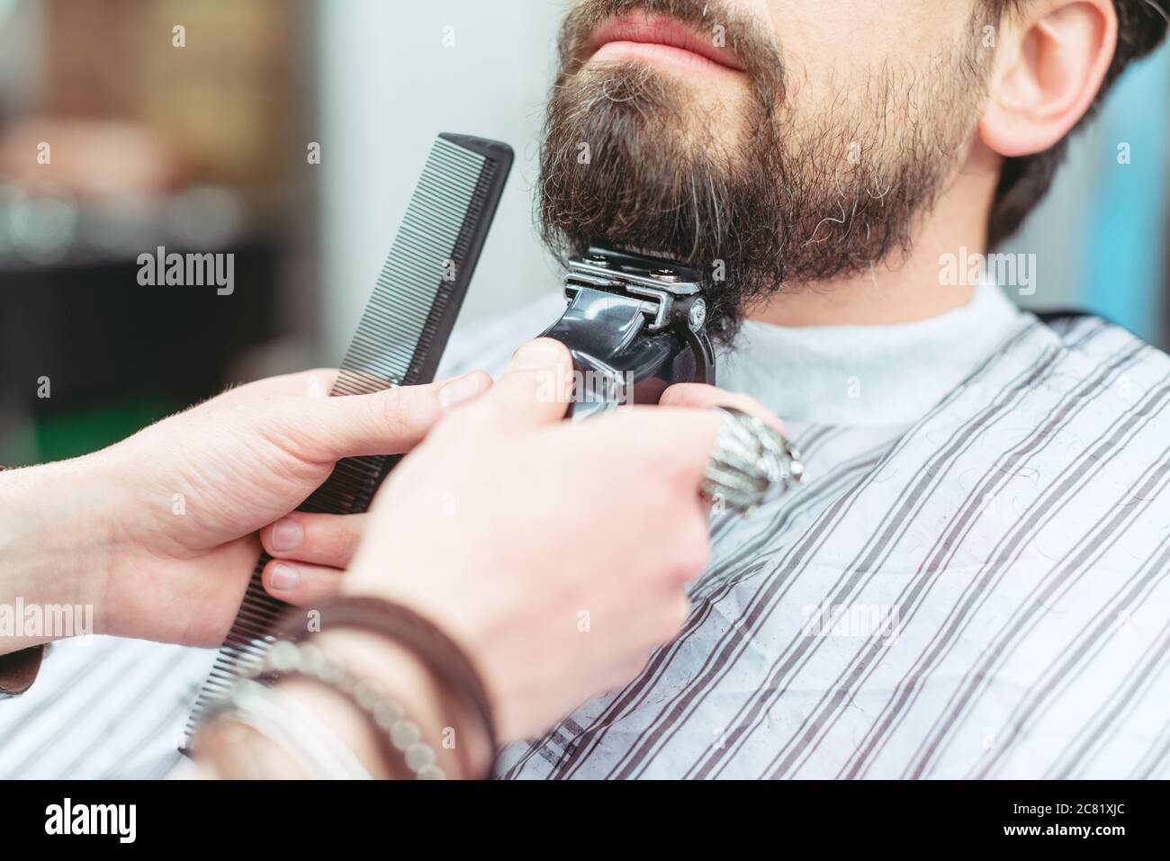 Barbershop beard hi-res stock photography and images - Alamy