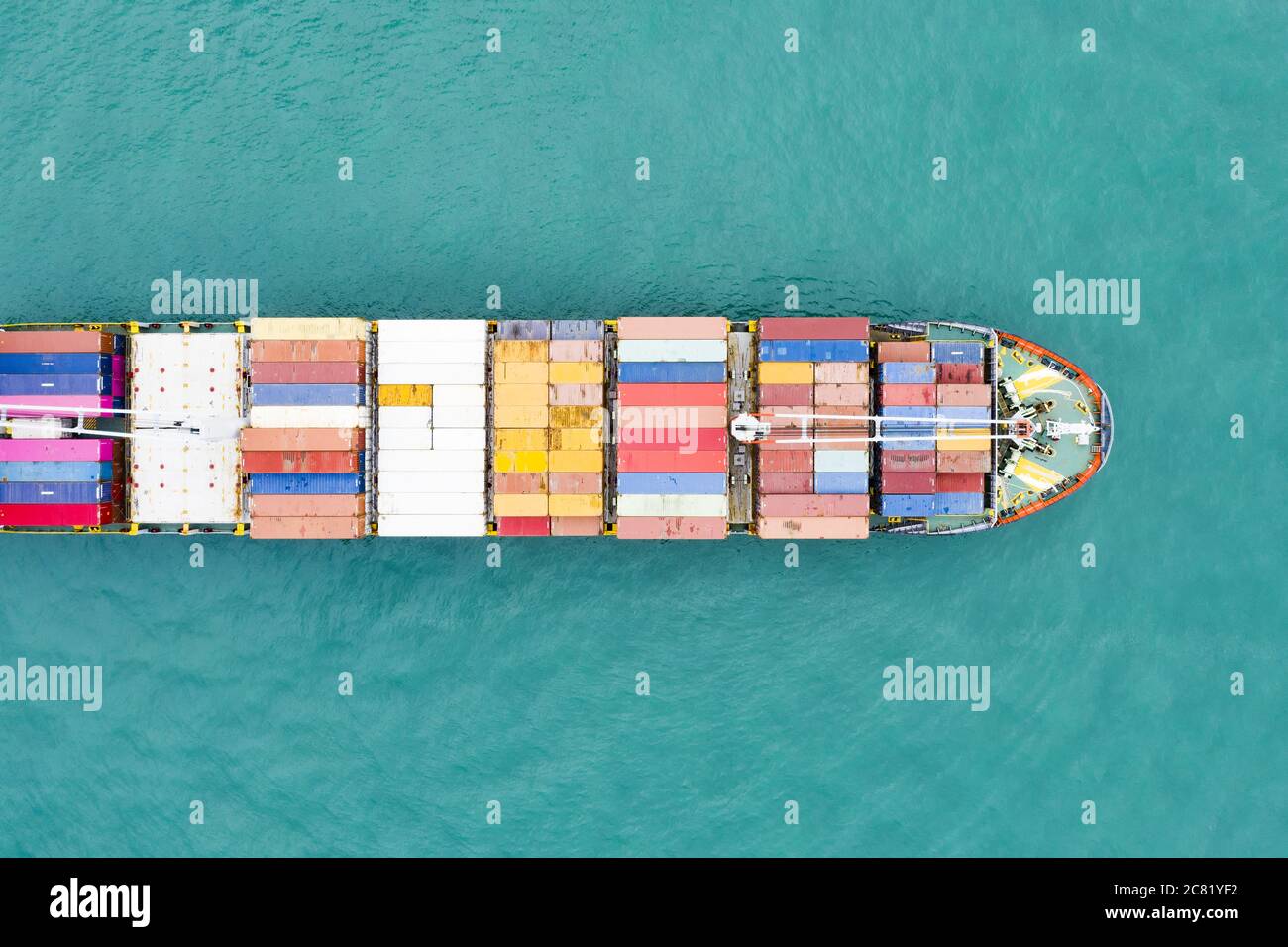 Shanghai container terminal hi-res stock photography and images - Alamy