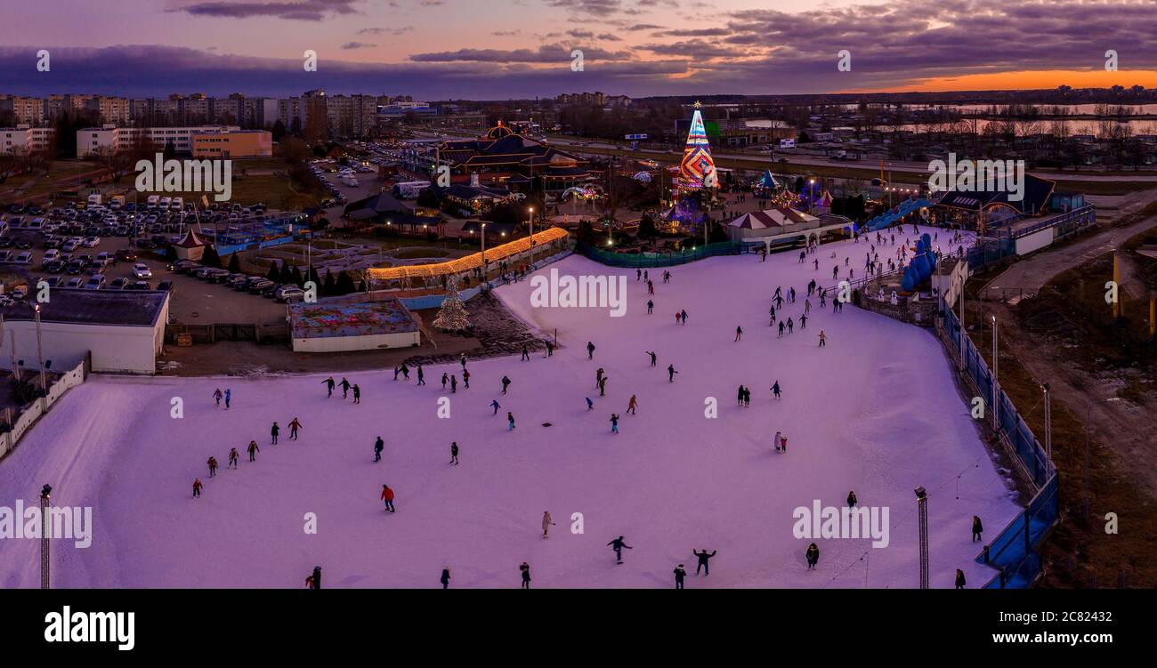 Ice rink skater aerial hi-res stock photography and images - Alamy