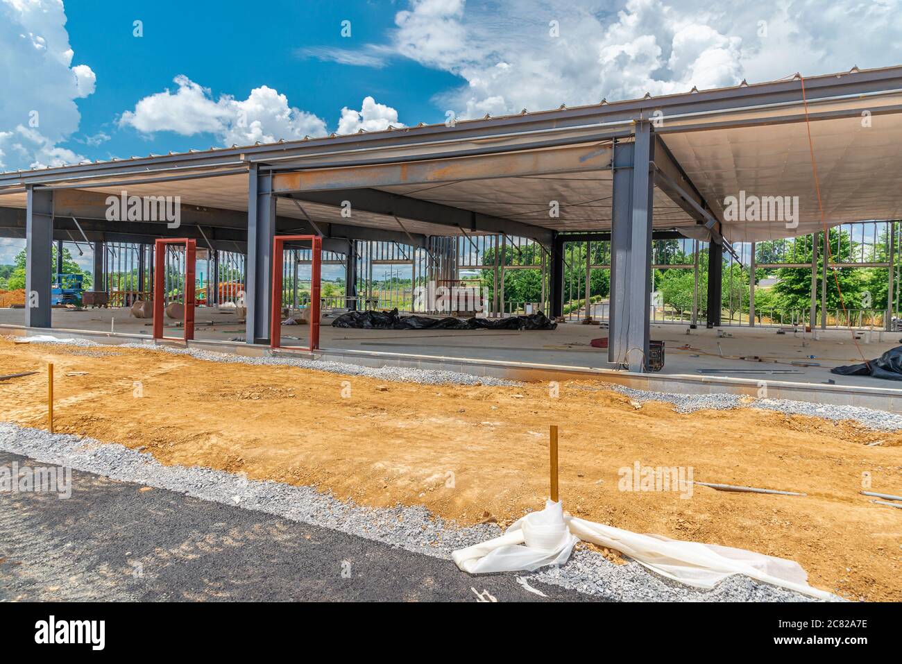 Commercial structure hi-res stock photography and images - Alamy