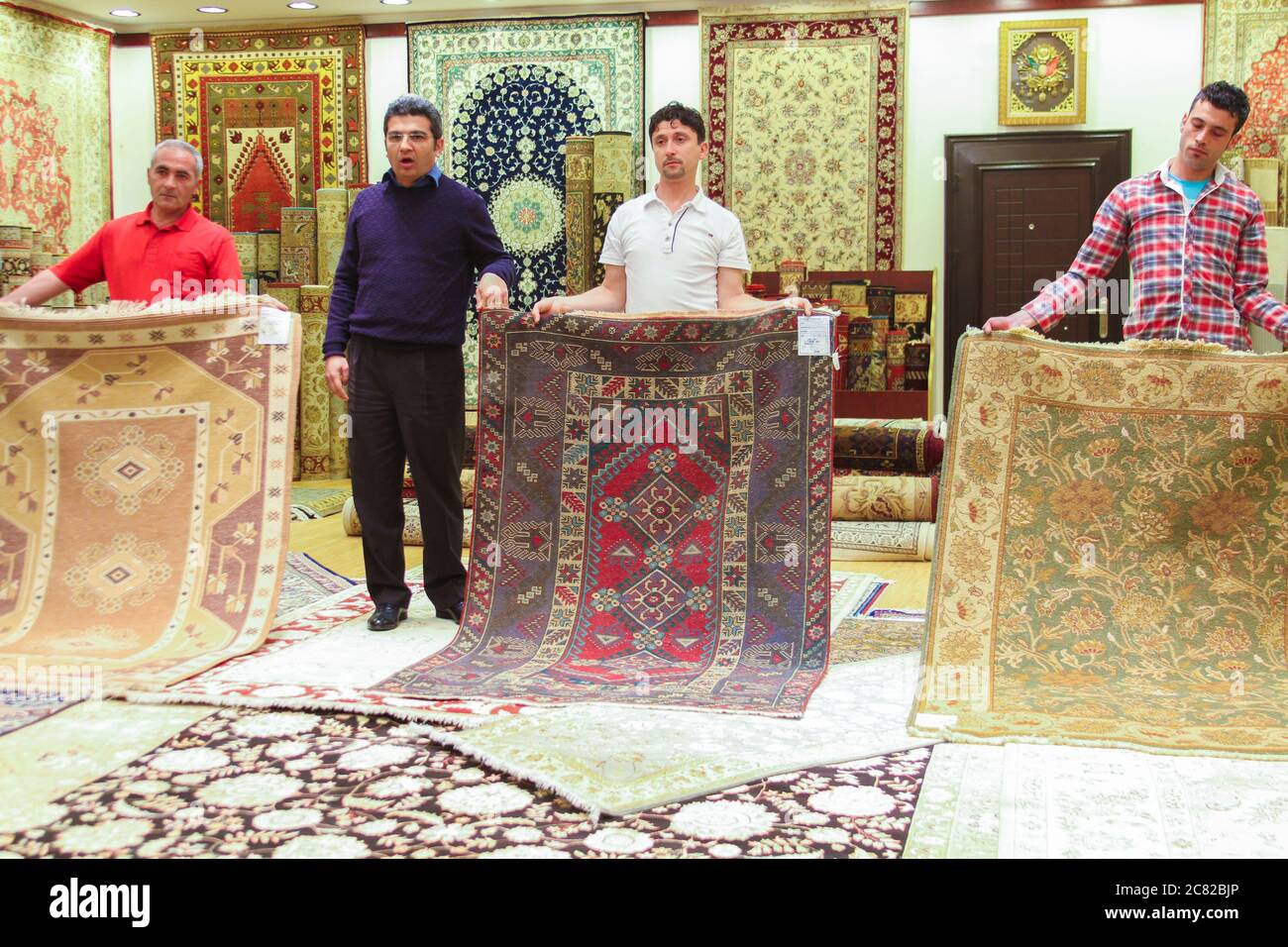 Rug weaving turkey hi-res stock photography and images - Alamy