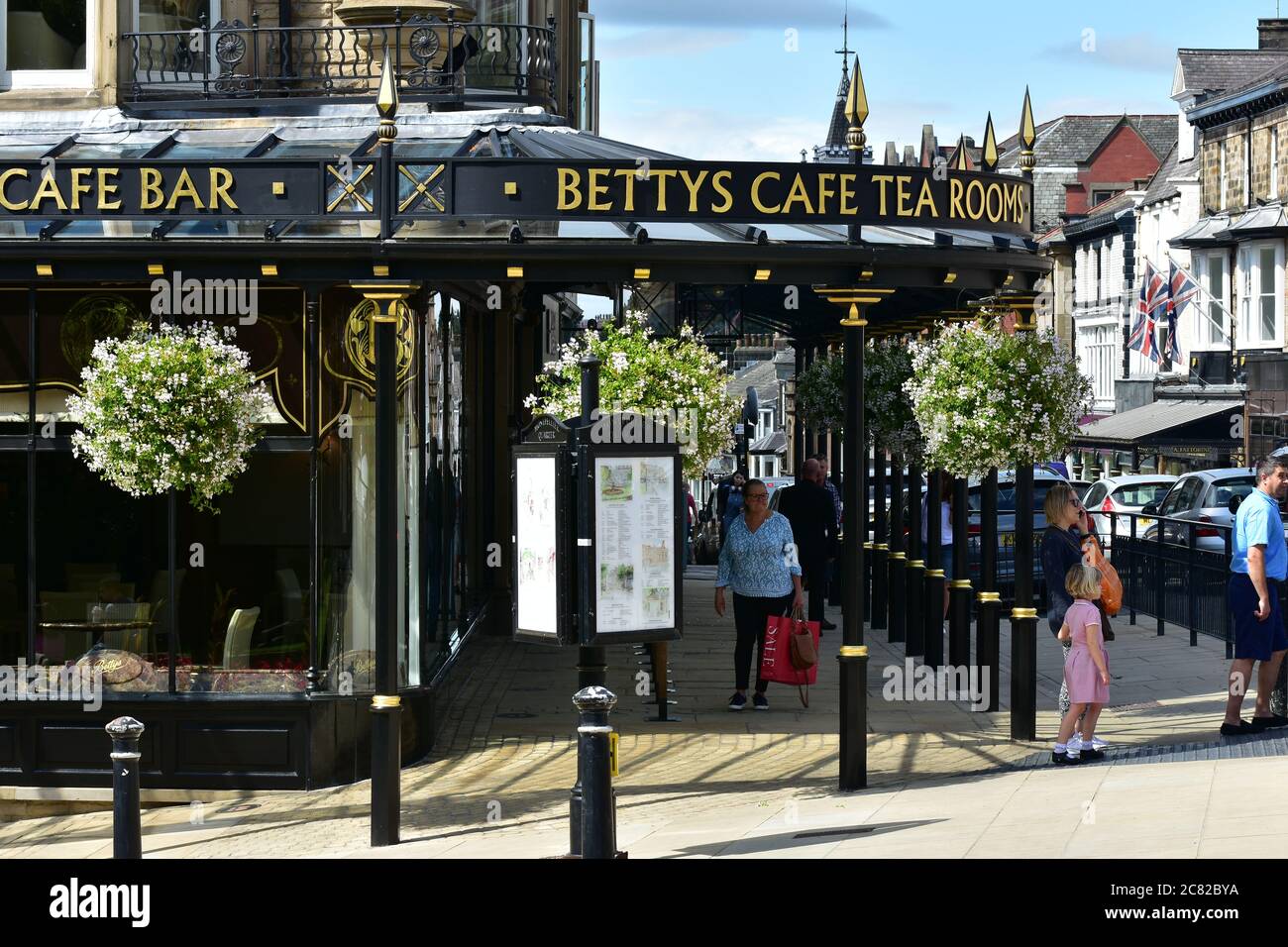 Bettys cafe tea room, Harrogate, North Yorkshire in Summer Stock Photo ...