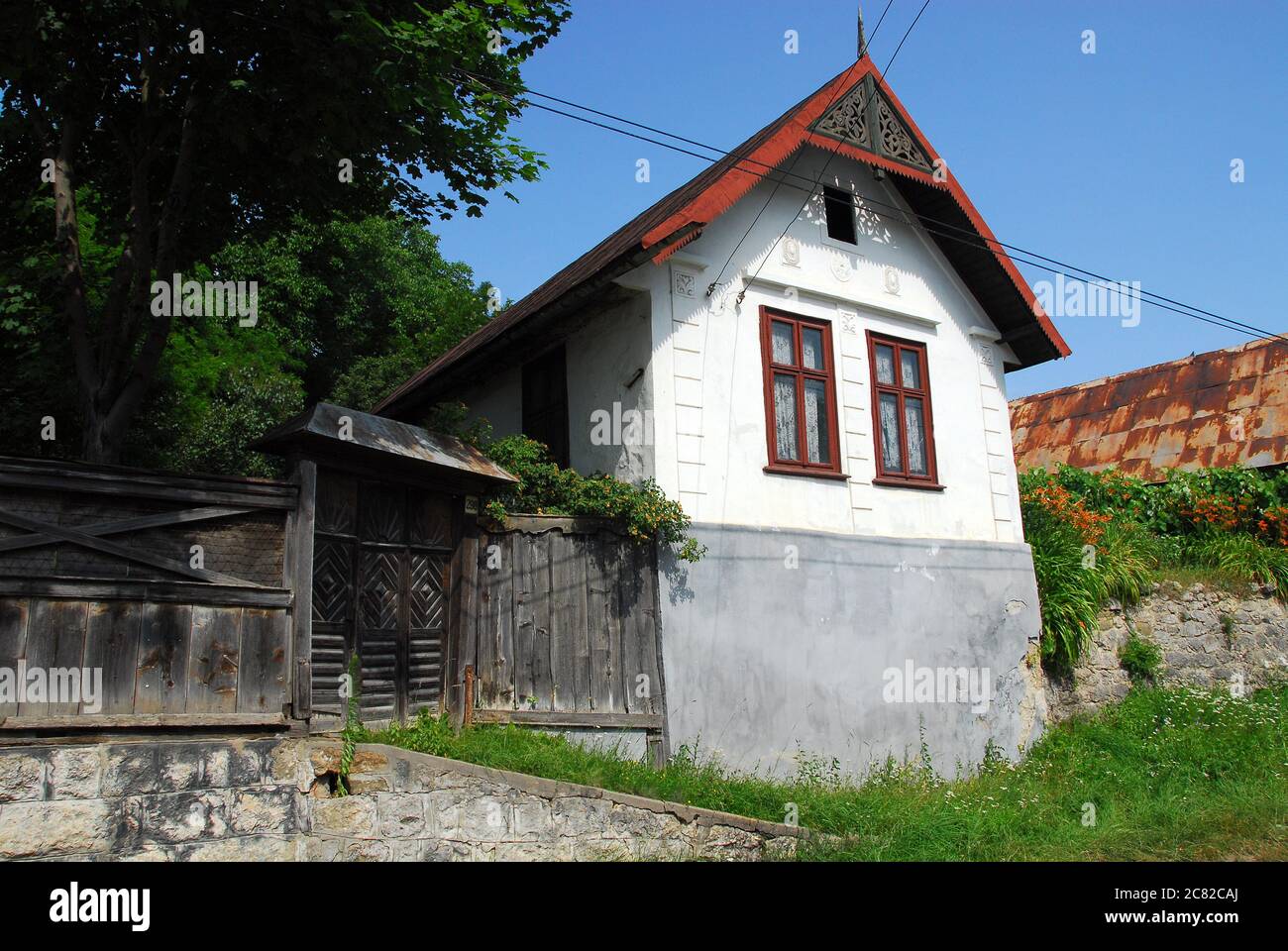 Traditional house transylvania hi-res stock photography and images - Alamy