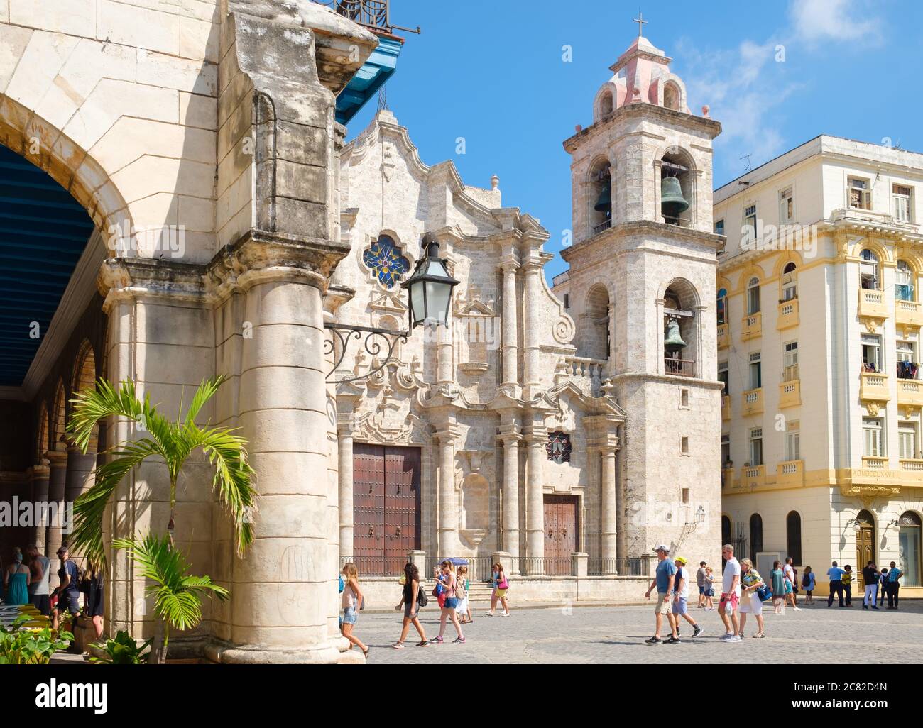 Beautiful cuban spanish colonial architecture hi-res stock photography ...