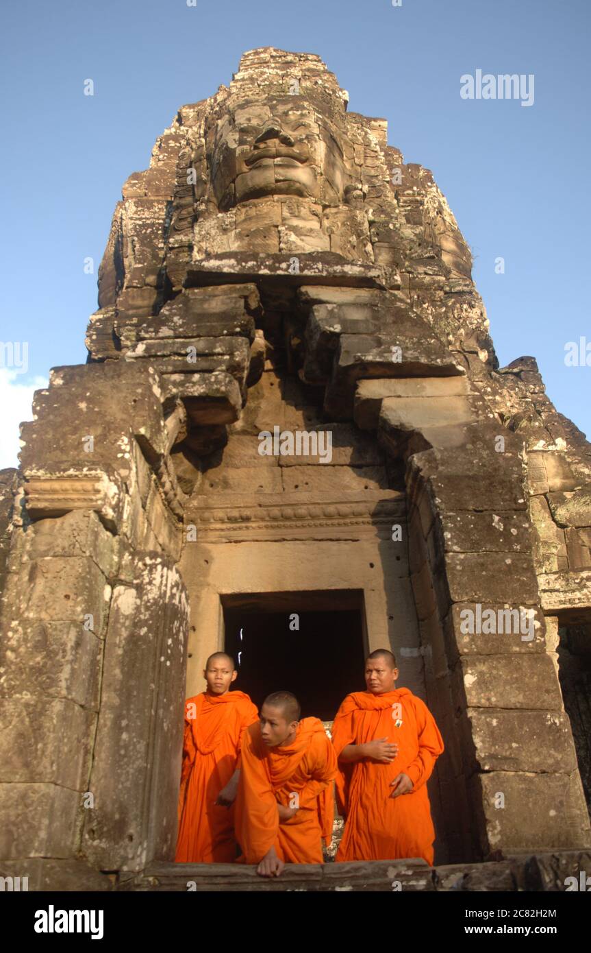 Young Buddhist Monk Relaxing High Resolution Stock Photography and ...