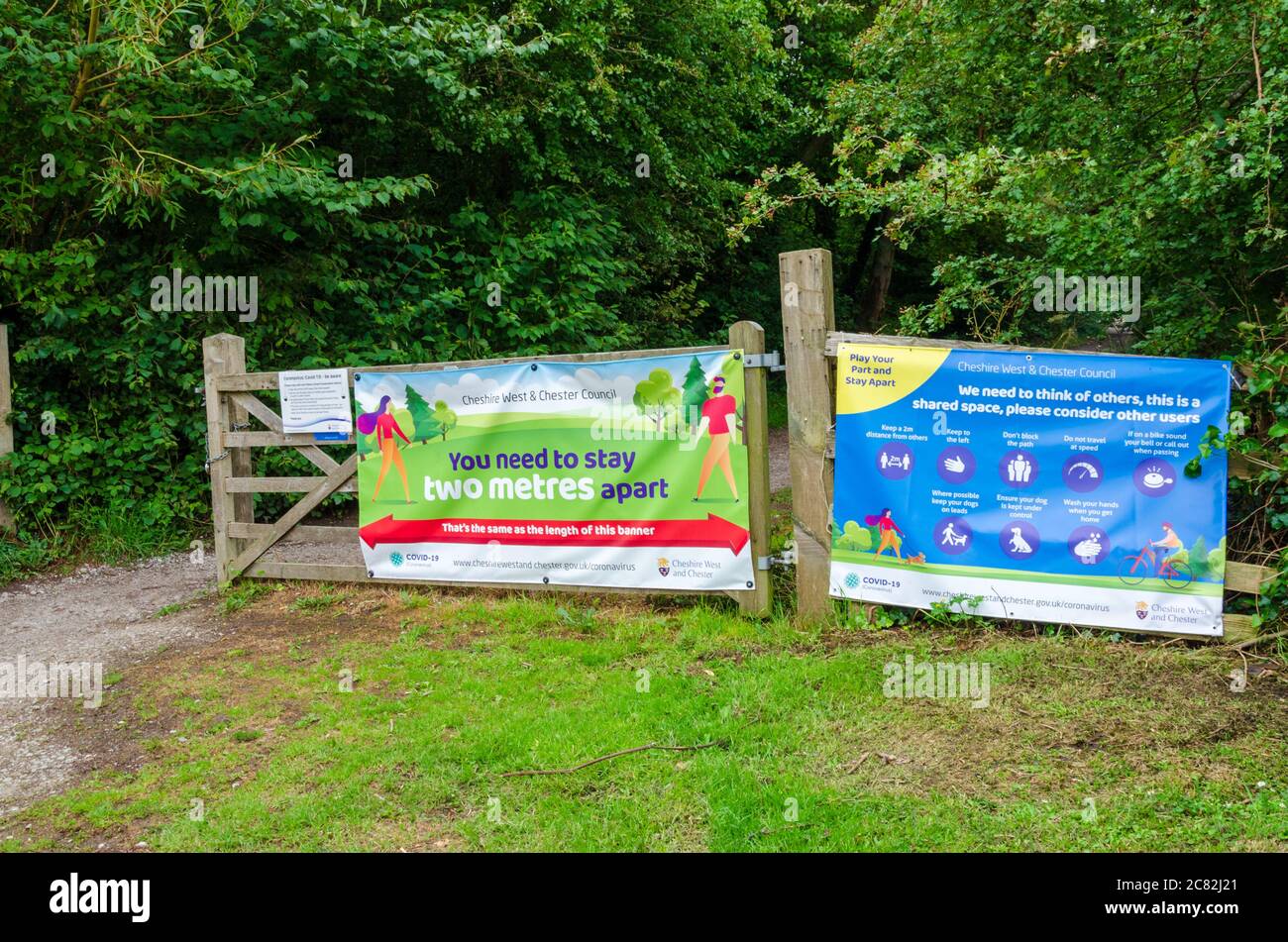 Parkgate down sign hi-res stock photography and images - Alamy