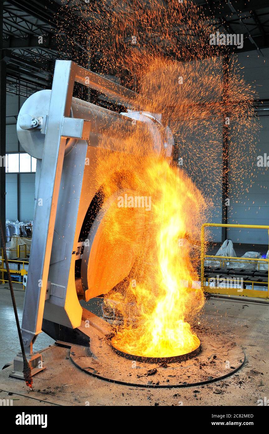 Melting furnace hi-res stock photography and images - Alamy