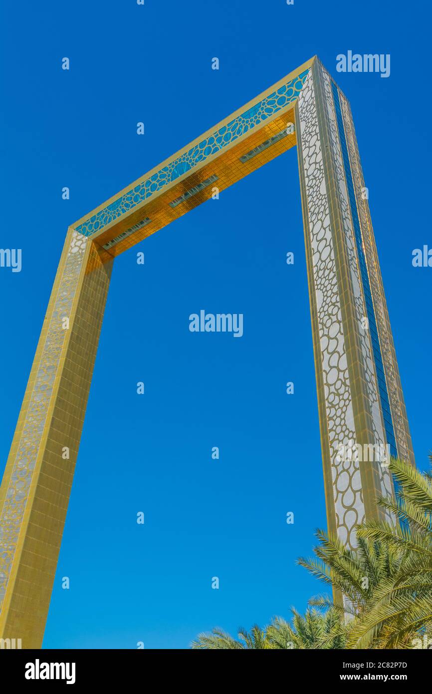 Dubai frame hi-res stock photography and images - Alamy