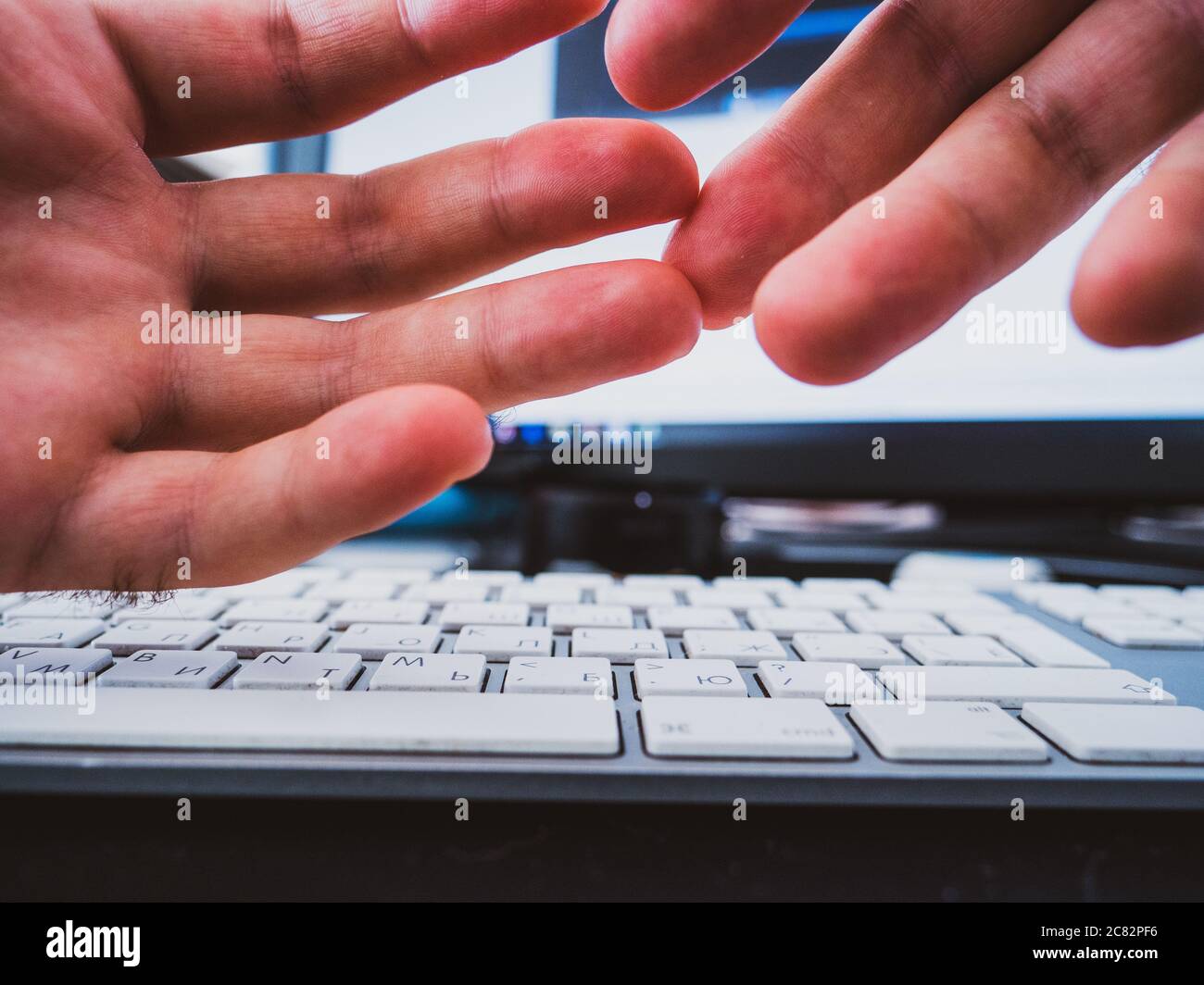 Keyboard hand position hi-res stock photography and images - Alamy