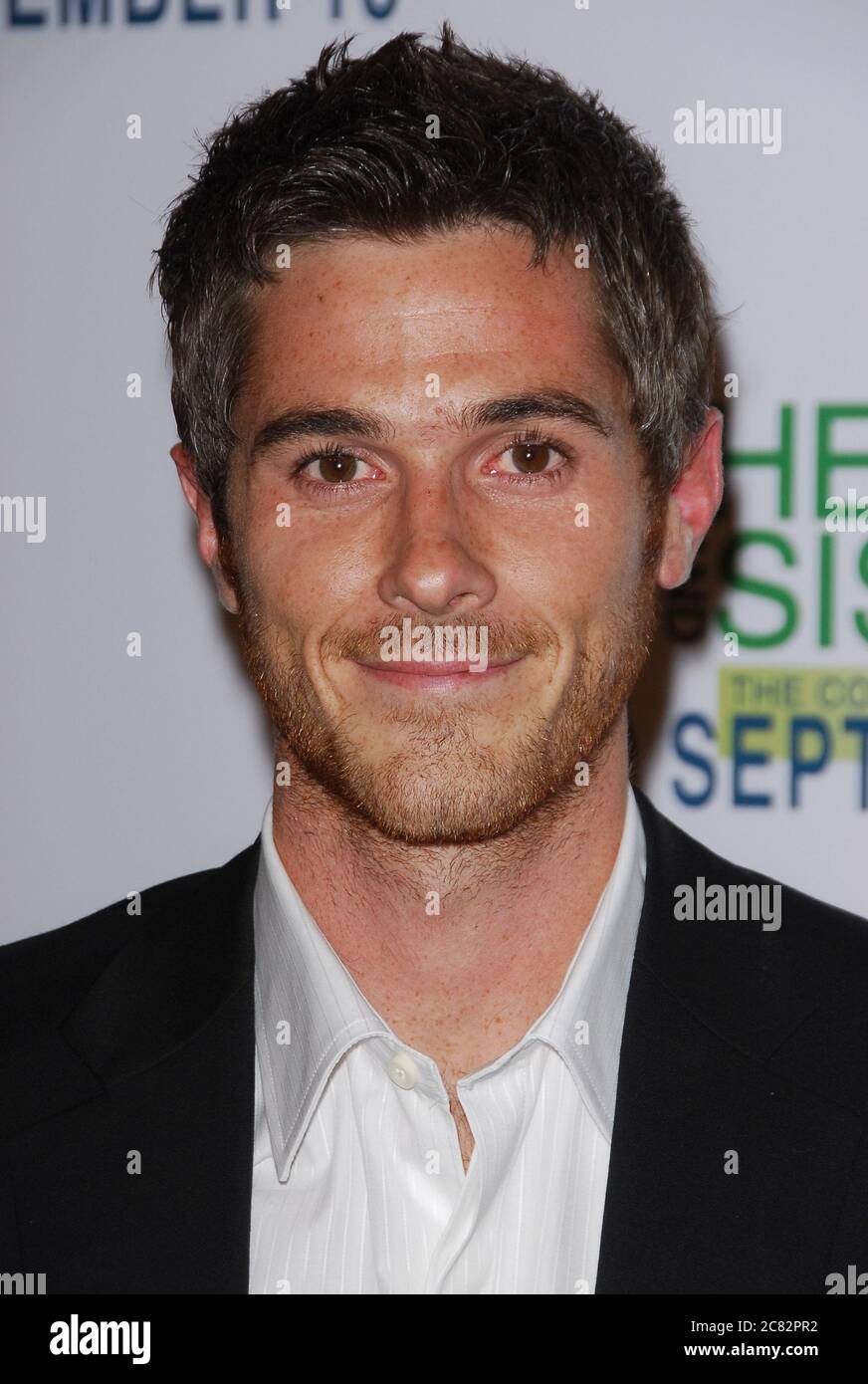 Dave Annable at the "Brothers & Sisters: The Complete First Season" DVD ...