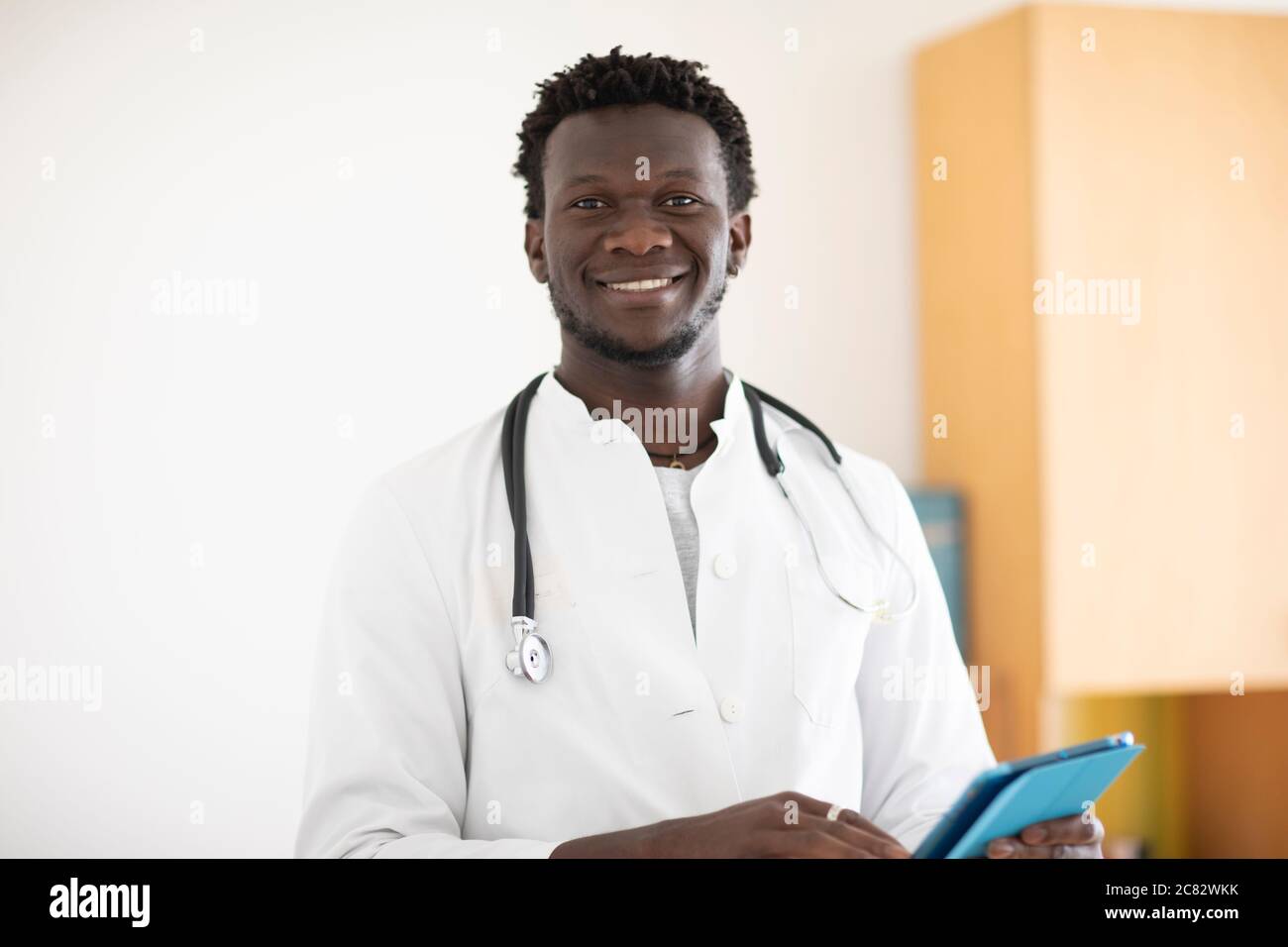 Heath care assistant hi-res stock photography and images - Alamy