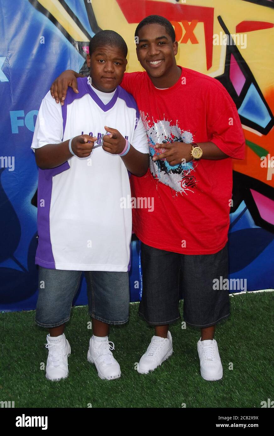 Kyle and Chris Massey at the 2007 Teen Choice Awards - Arrivals held at ...