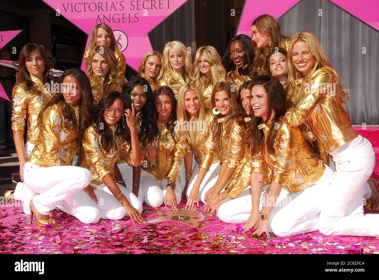 Victoria's Secret Angels Receive Award of Excellence Star From Honorary ...
