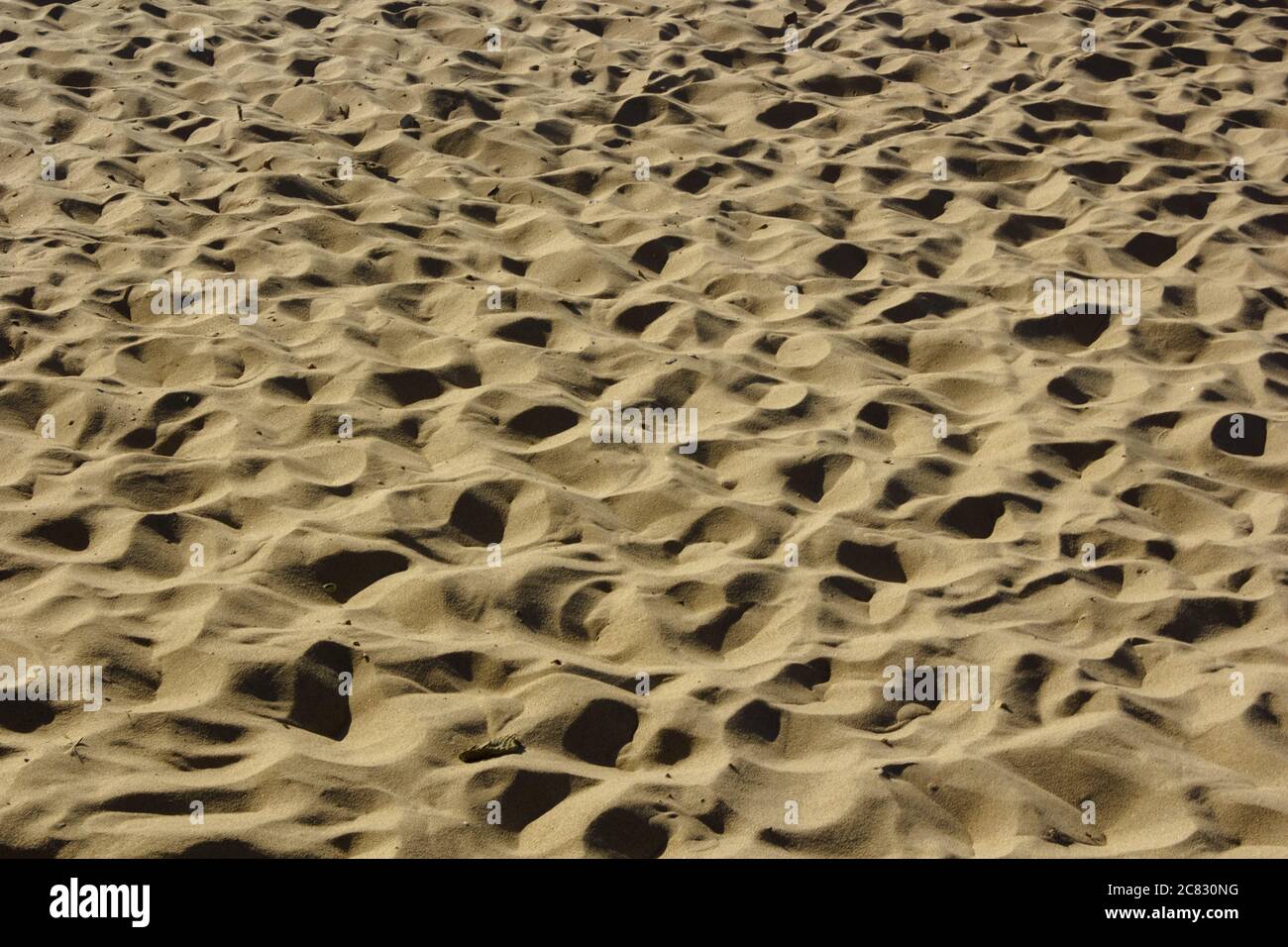 Sunny texture perfect coastline beach hi-res stock photography and ...