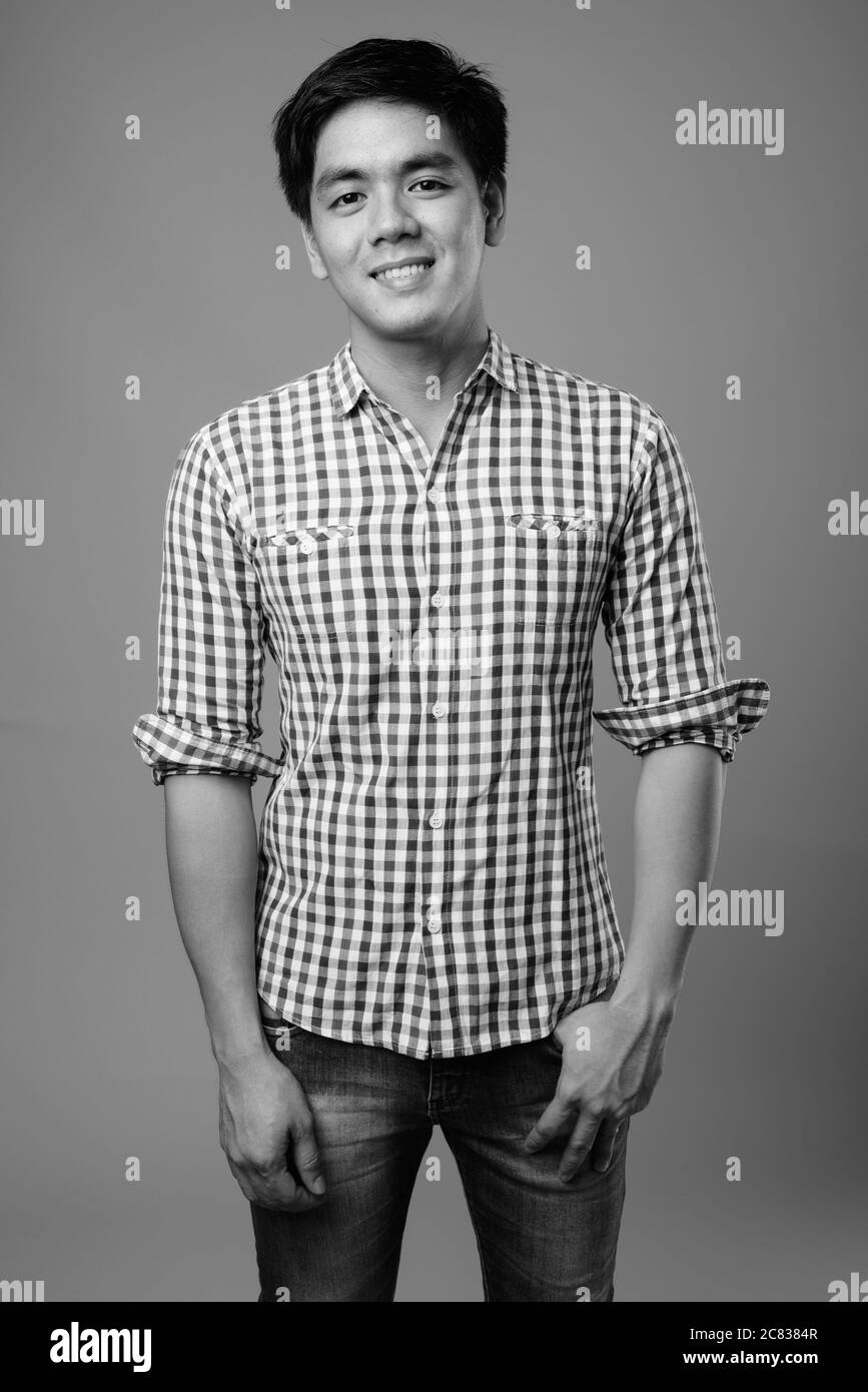 Handsome filipino guy hi-res stock photography and images - Alamy