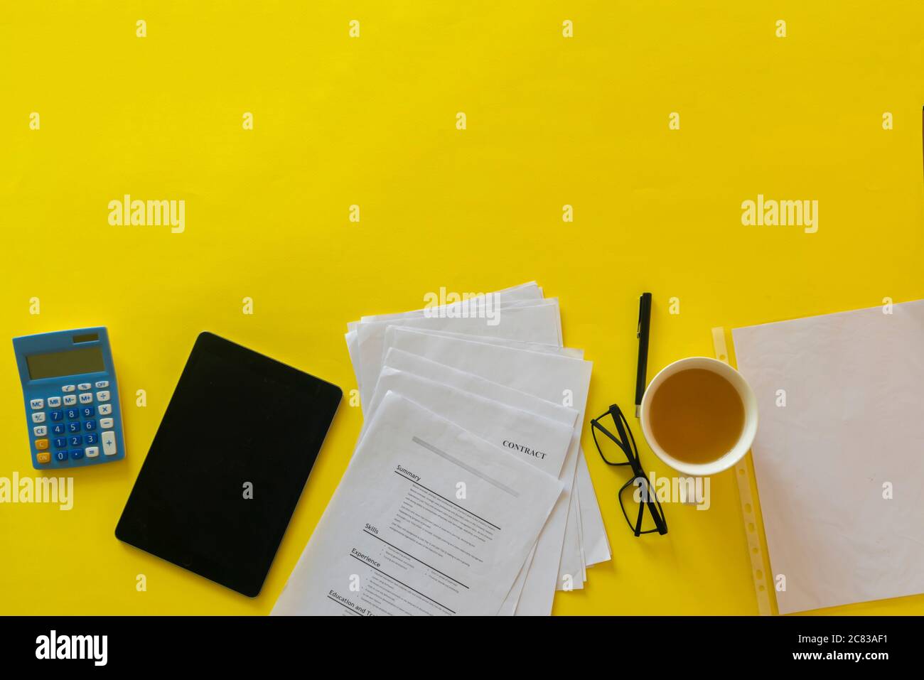 Office work place hi-res stock photography and images - Alamy