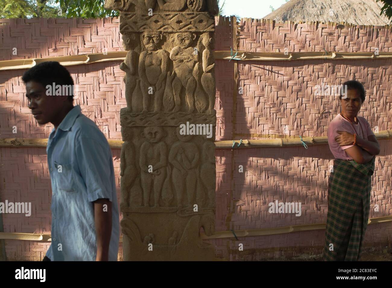 Human shaped carvings hi-res stock photography and images - Alamy