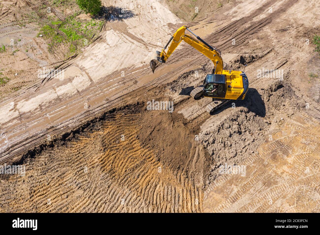 Flying machinery hi-res stock photography and images - Alamy