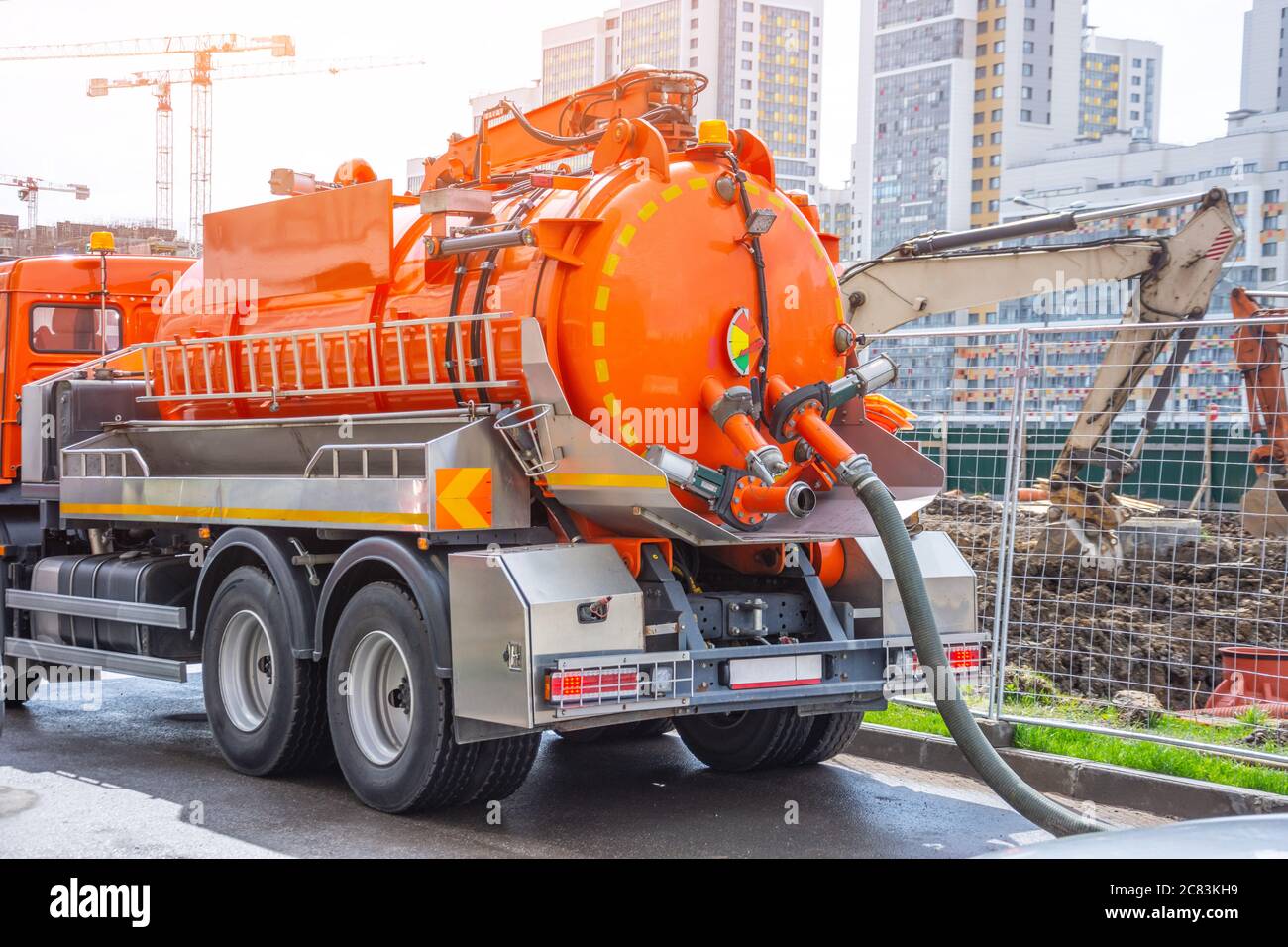 Septic truck hi-res stock photography and images - Alamy
