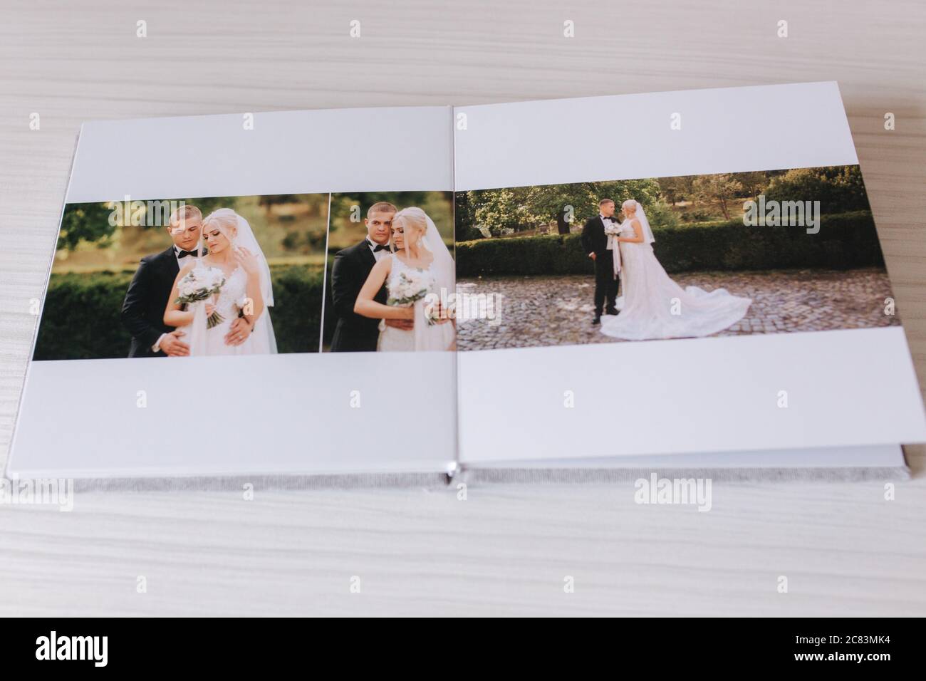 Silver photo album open hi-res stock photography and images - Alamy
