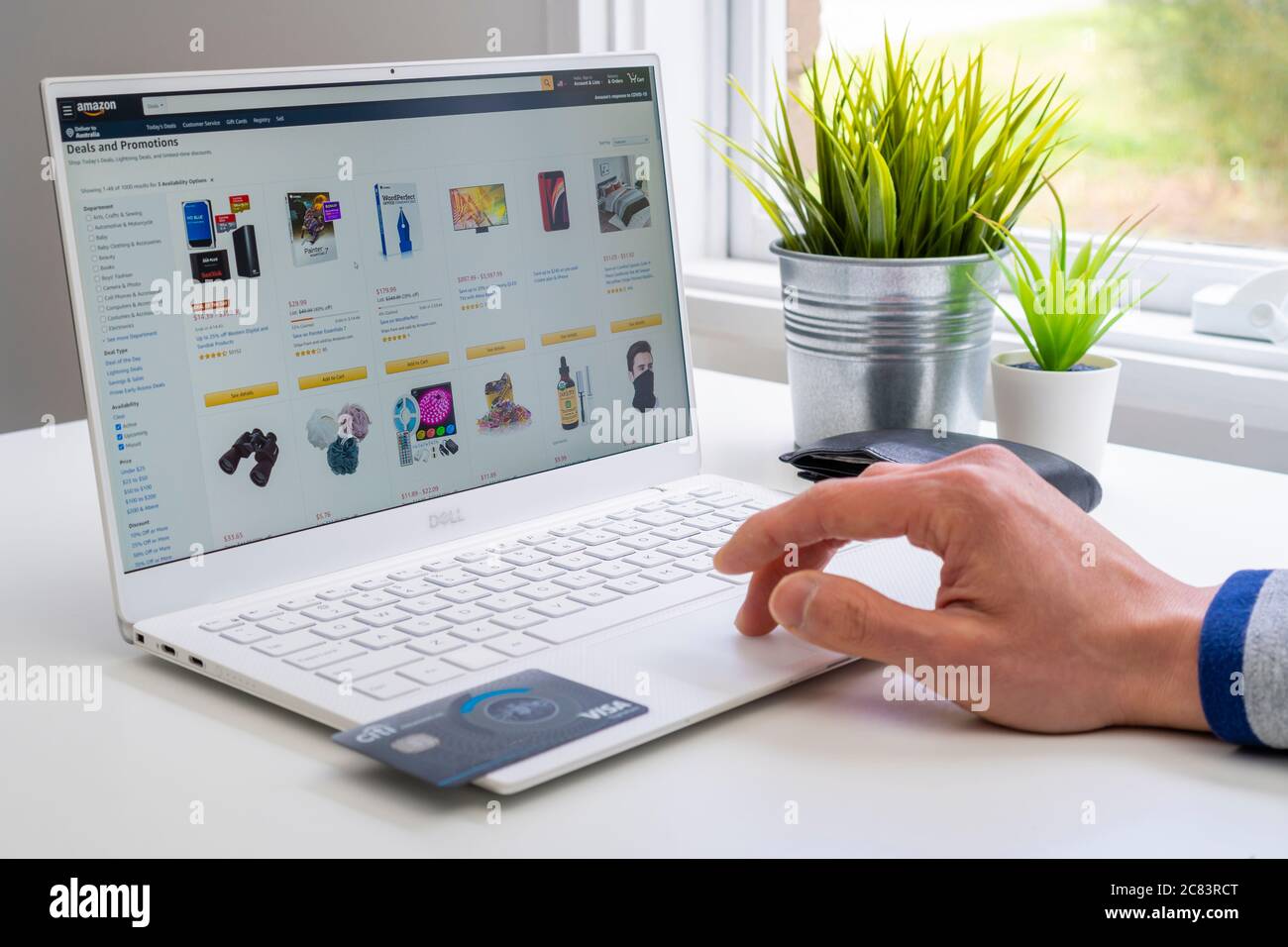 Amazon business card hi-res stock photography and images - Alamy