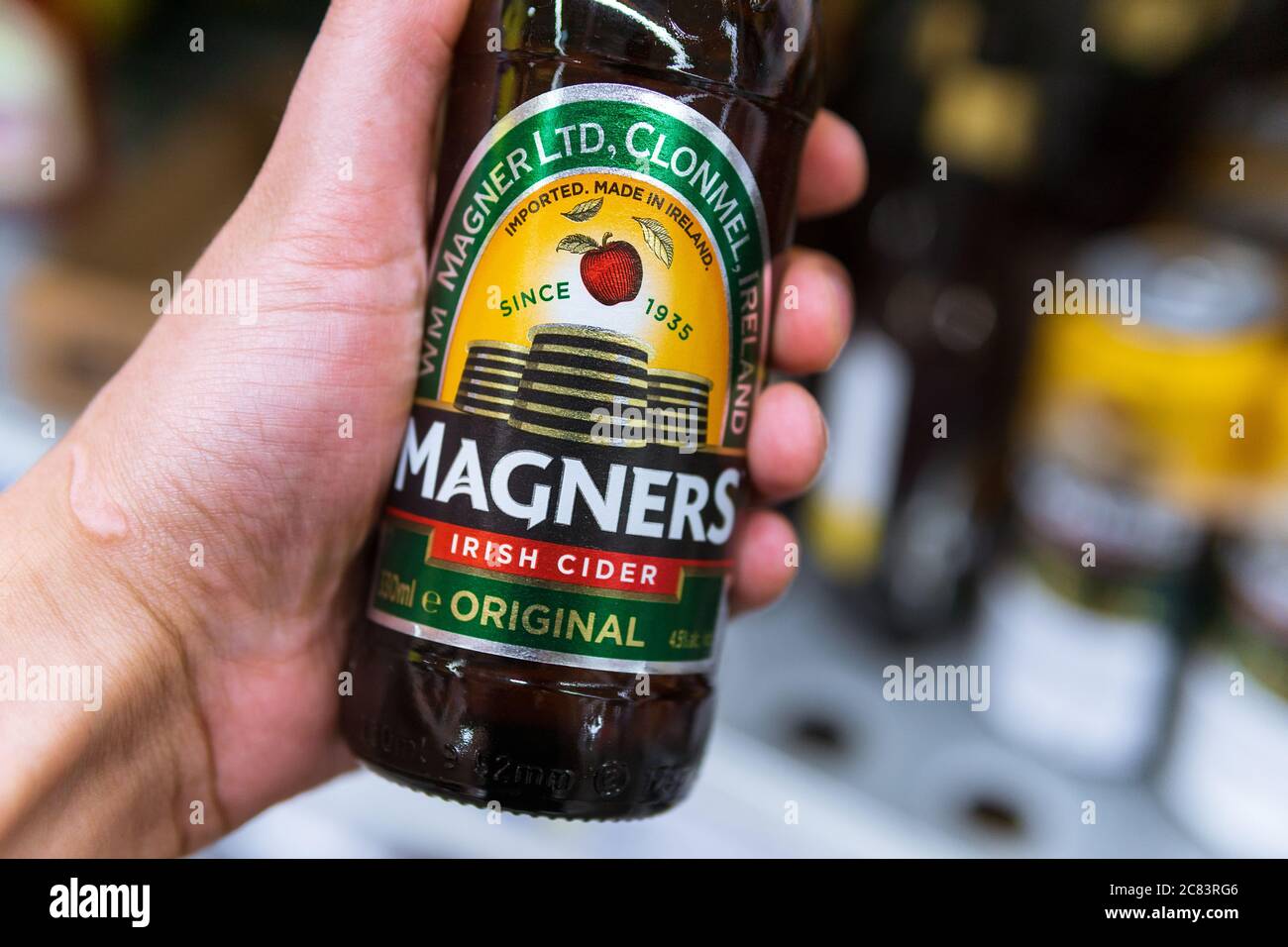 Magners Original Logo File:2017 12 06 Magners Cider Sign,