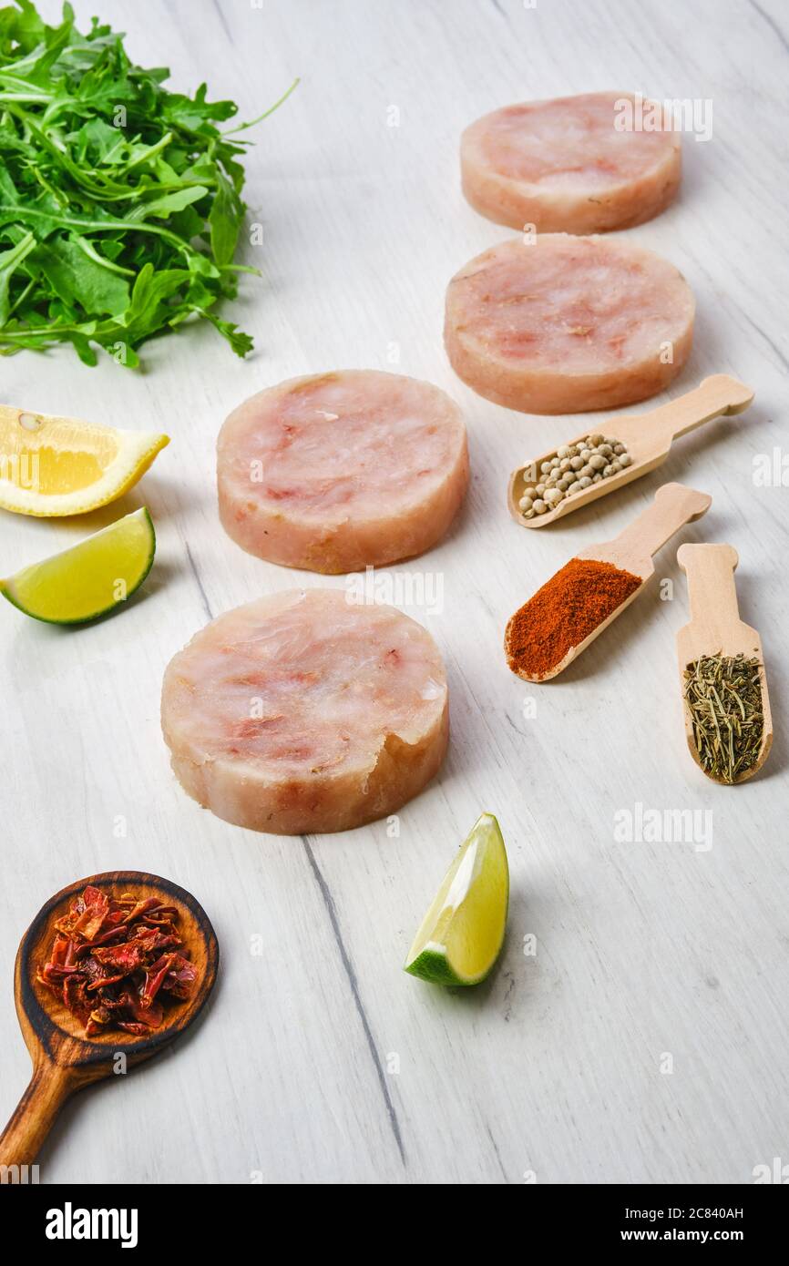 Round fish hi-res stock photography and images - Alamy