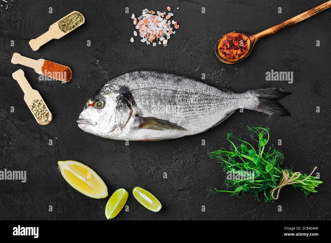 Dorada fish hi-res stock photography and images - Alamy
