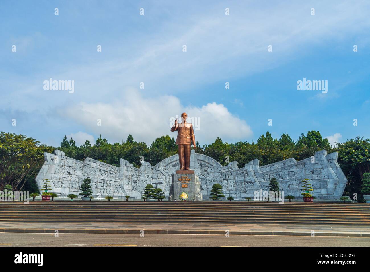 Pleiku, Vietnam - 11 July 2020: Dai Doan Ket Square (Quang truong lon ...