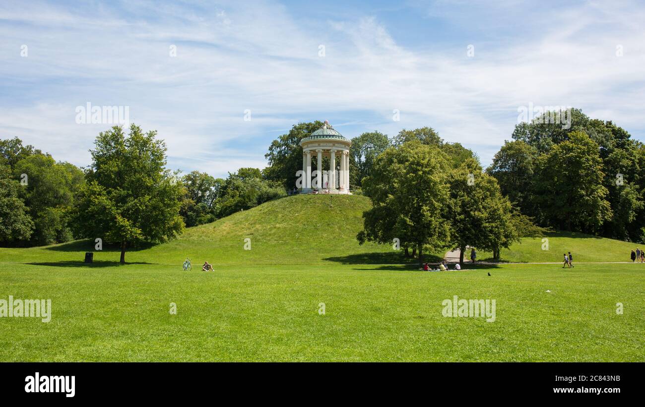 Round greek temple hi-res stock photography and images - Alamy