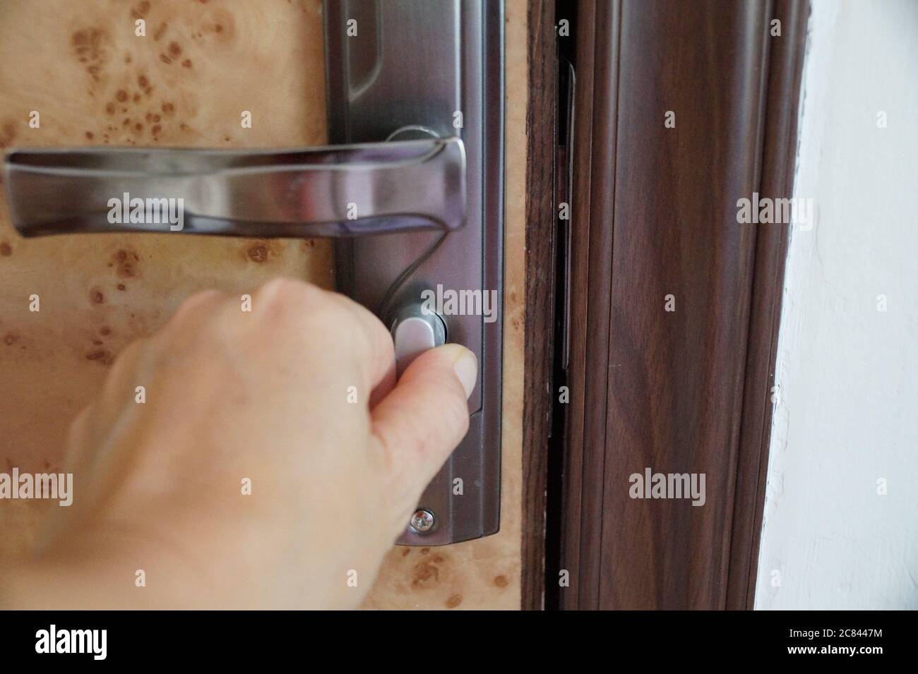 Hand closing hi-res stock photography and images - Alamy